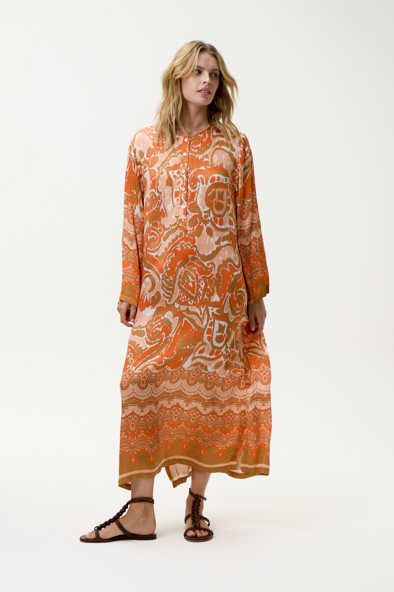 Llew Maxi-Valencia-Cupro-Mandarin – oneseason
